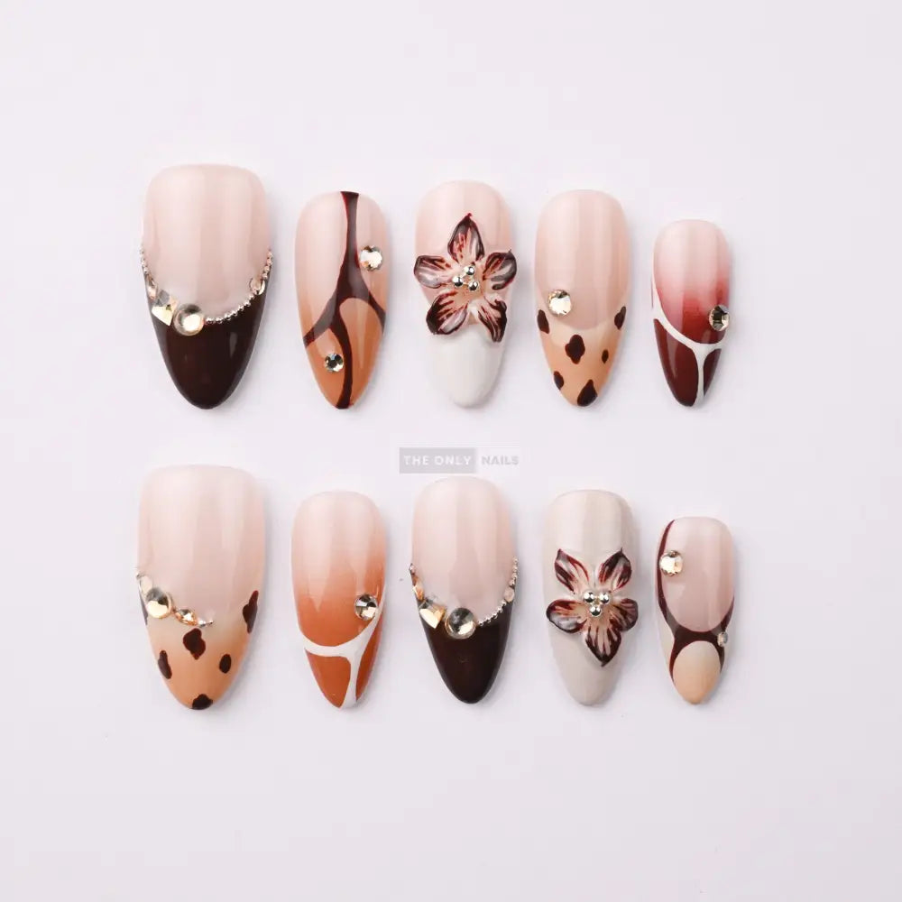 Amber Mist – The Only Nails